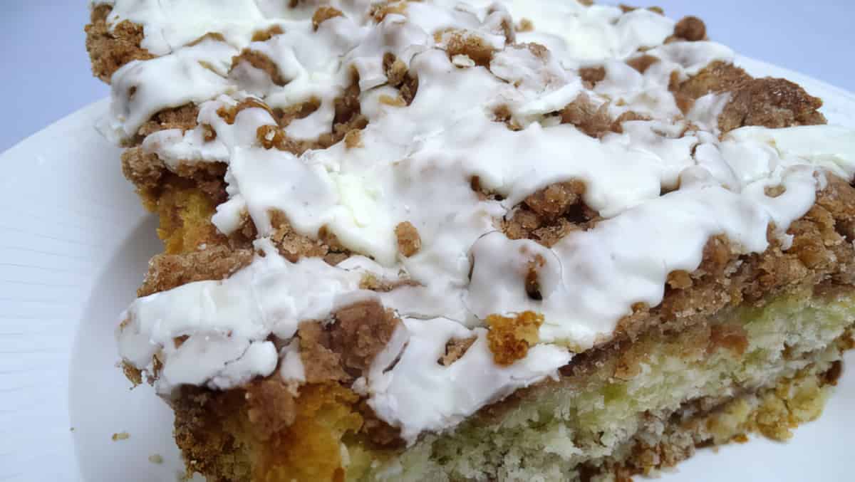 Best Crumb Cake Recipe from Scratch | MissHomemade.com