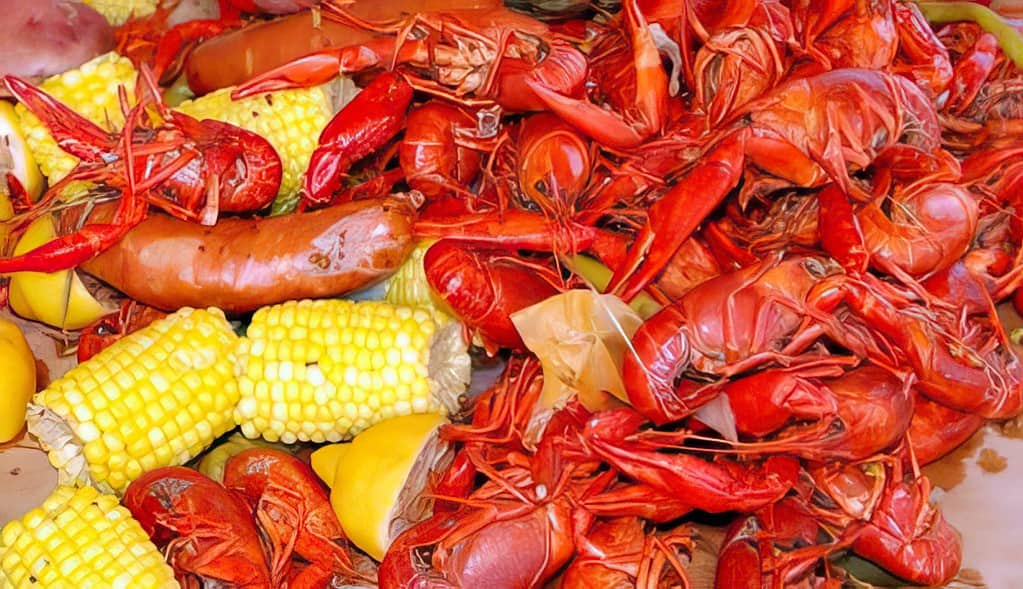 A Crawfish Boil Recipe | MissHomemade.com