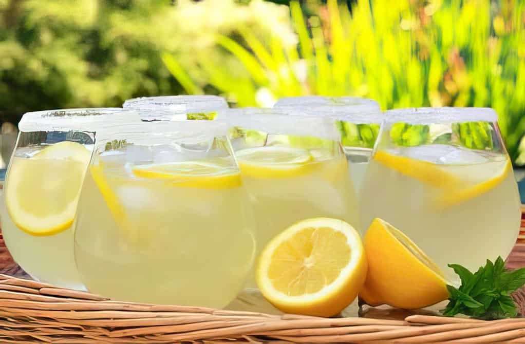Best Beverage Recipes | MissHomemade.com