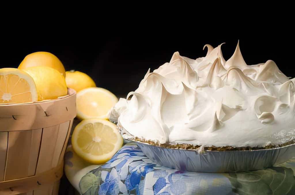 How To Make Meringue from Scratch | MissHomemade.com